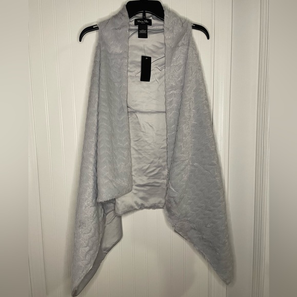 Marcus Adler | Sweaters | Nwt Draped Plush Vest | Poshmark